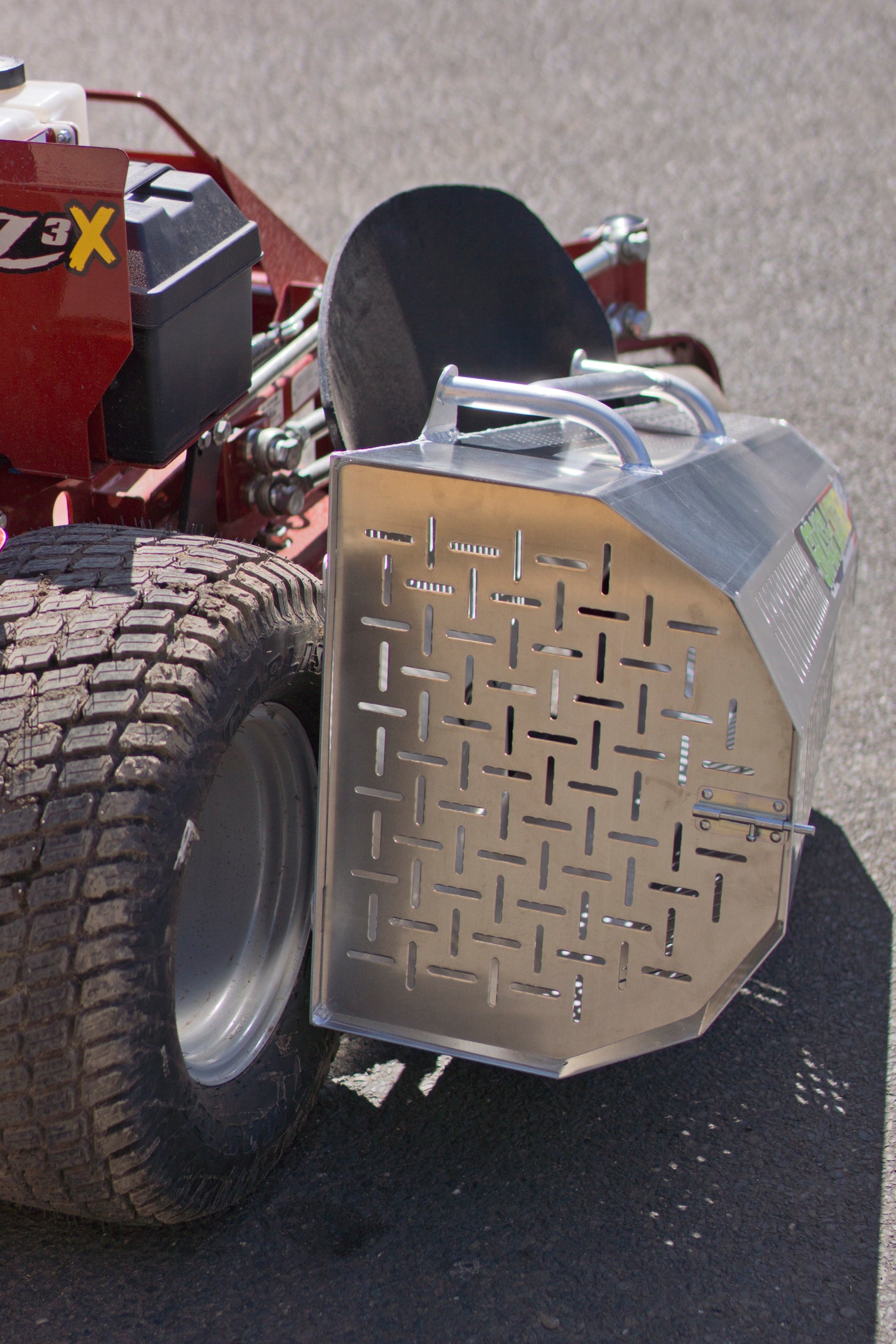 Ferris Aluminum Grass Catcher – Grasscatcher